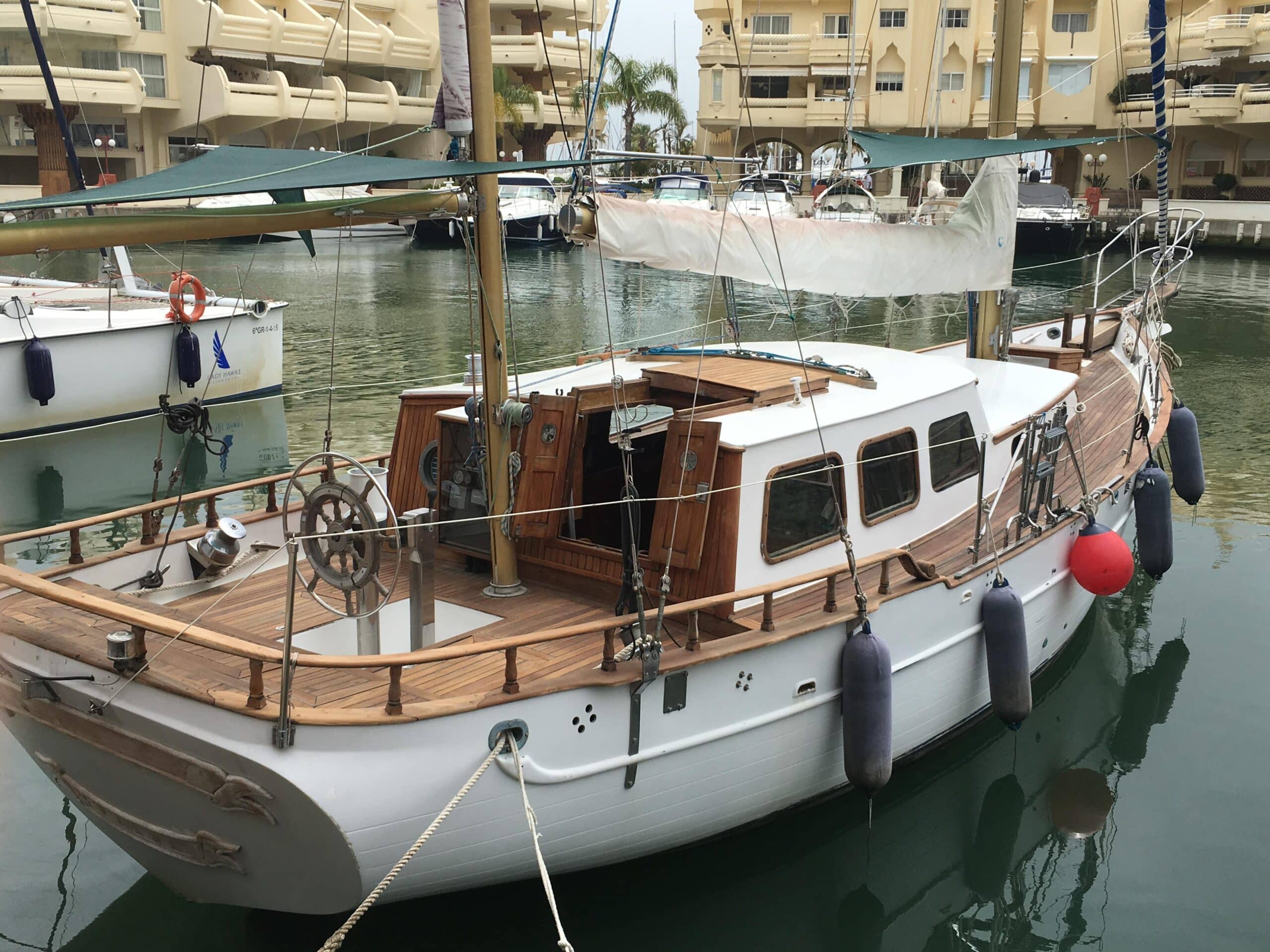 Pedida de mano y aniversarios especiales en barco velero clásico en ...